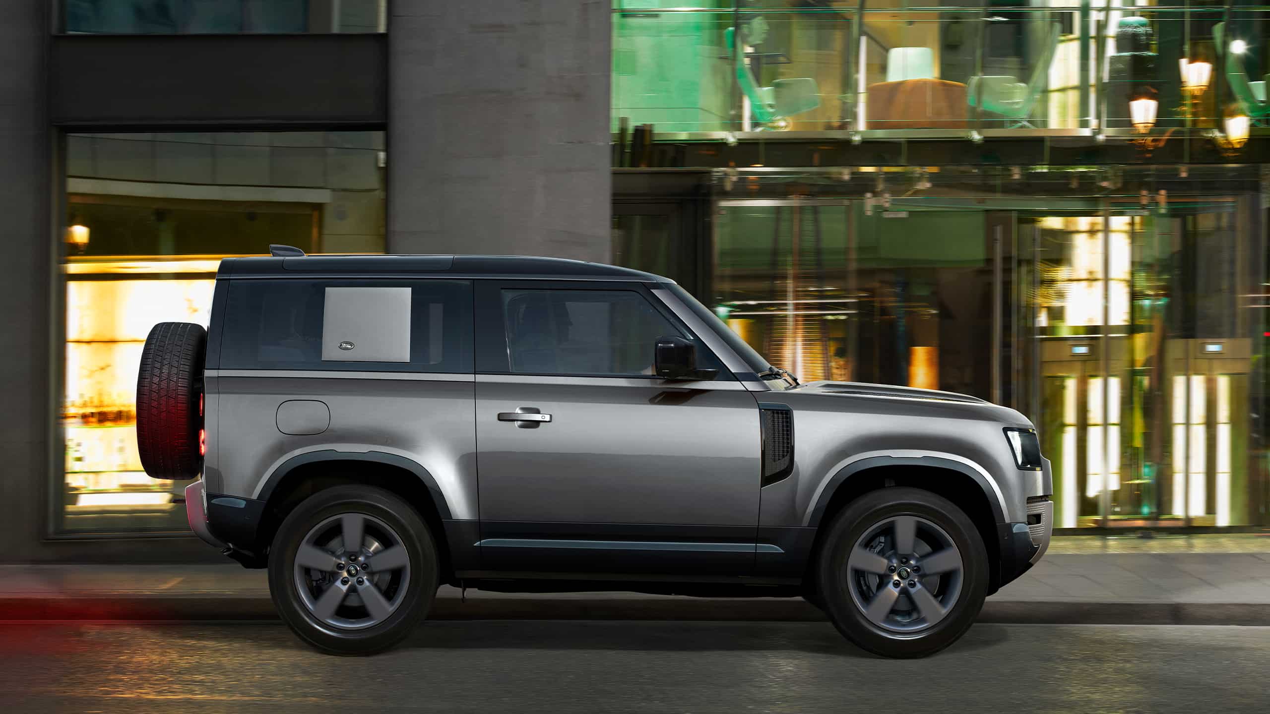 Defender | 4x4 inarrestabili | Accogli l'impossibile