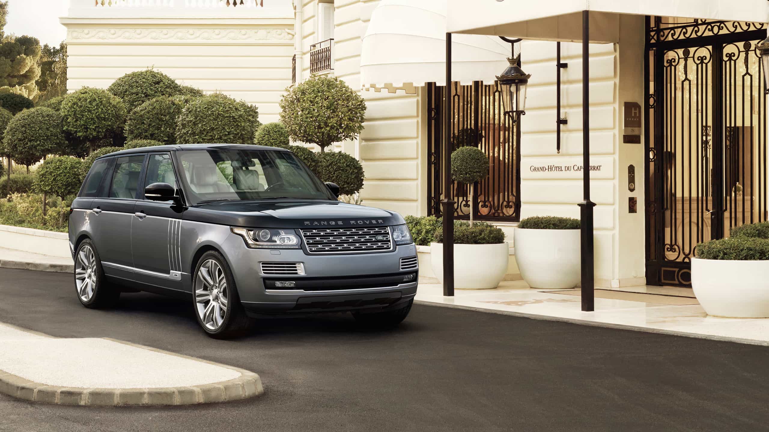 Scopri tutta la storia di un’iconica Land Rover: Range Rover.